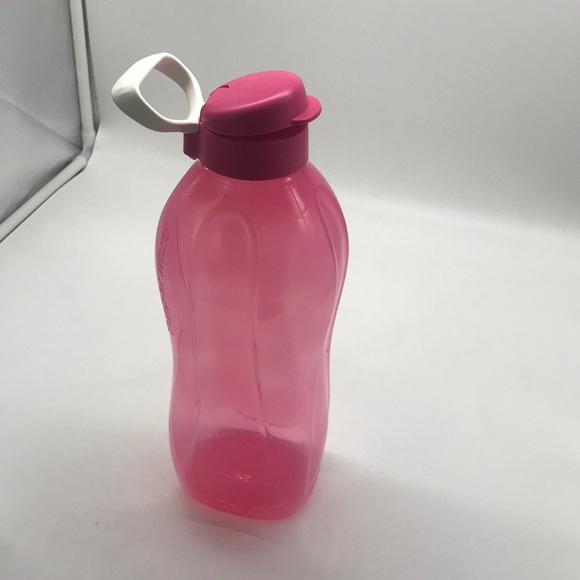 Tupperware | Kitchen | Tupperware Eco Fridge Water Bottle 2 Liter ...